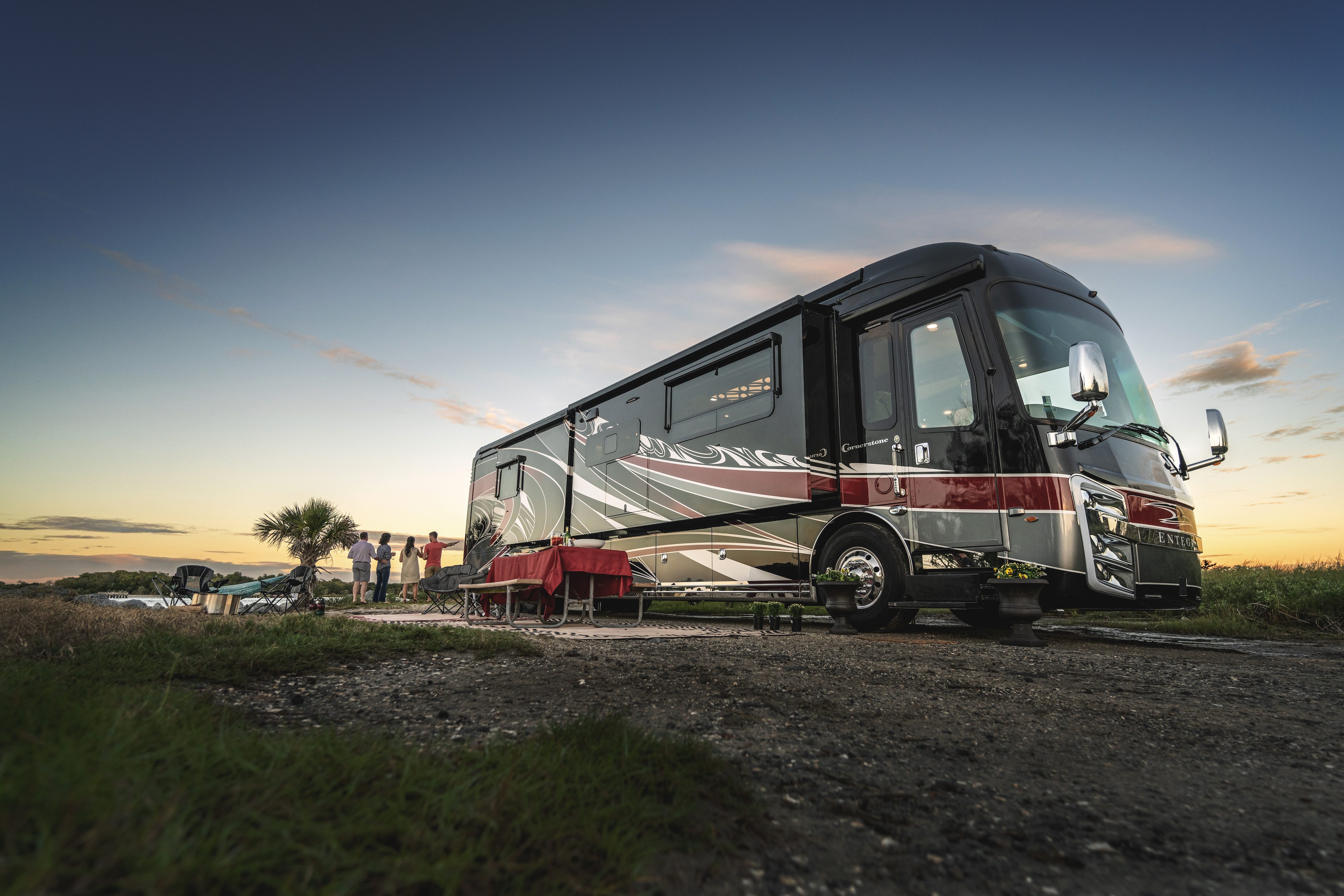 Class A Motorhome Features - THOR Industries